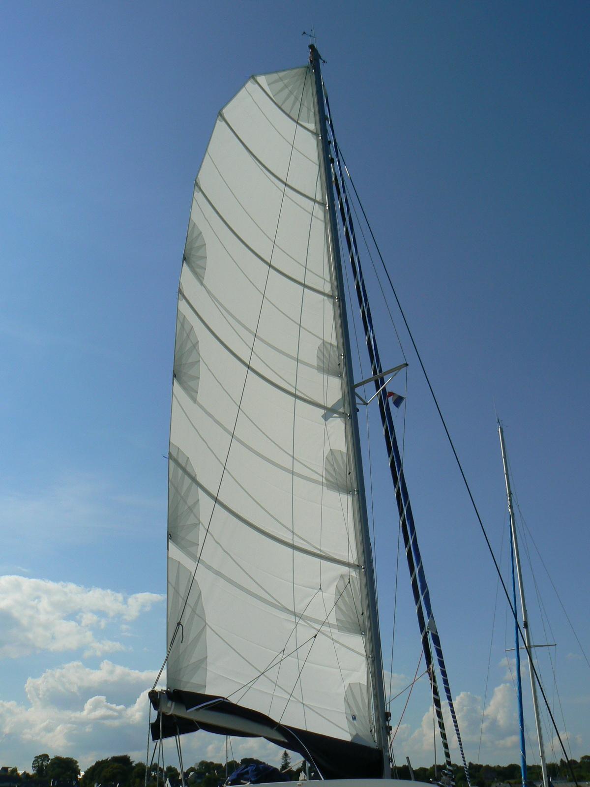 Grand-voile Full batten Dacron - Voilerie Granvillaise